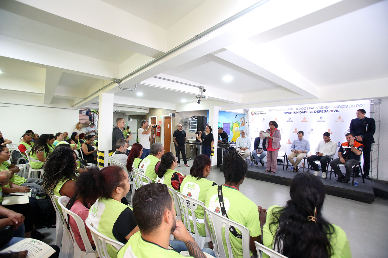 Beneficiários do Programa Operação Trabalho se formam nas áreas de ...